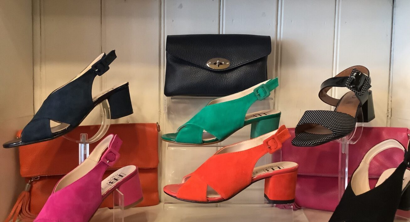 E Higgs and Sons Shoes – Llanidloes Shoe Shop